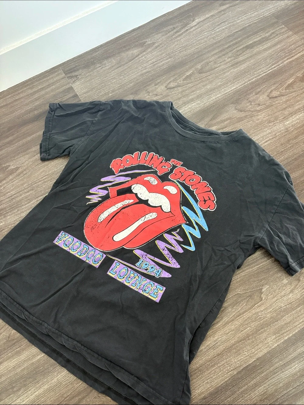 Urban Outfitters | Tops | The Rolling Stones Black Tee With Red Tongue ...